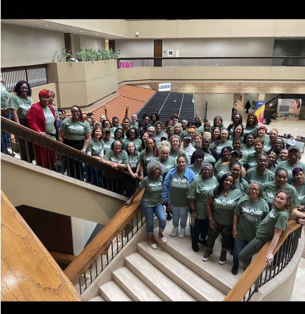 Beyond Stereotypes: Reverend Cathy Glen's Impact as a Female Pastor ...